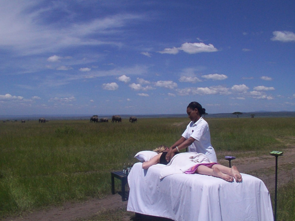 African Quest Safaris | The Novelty of the Bush Spa